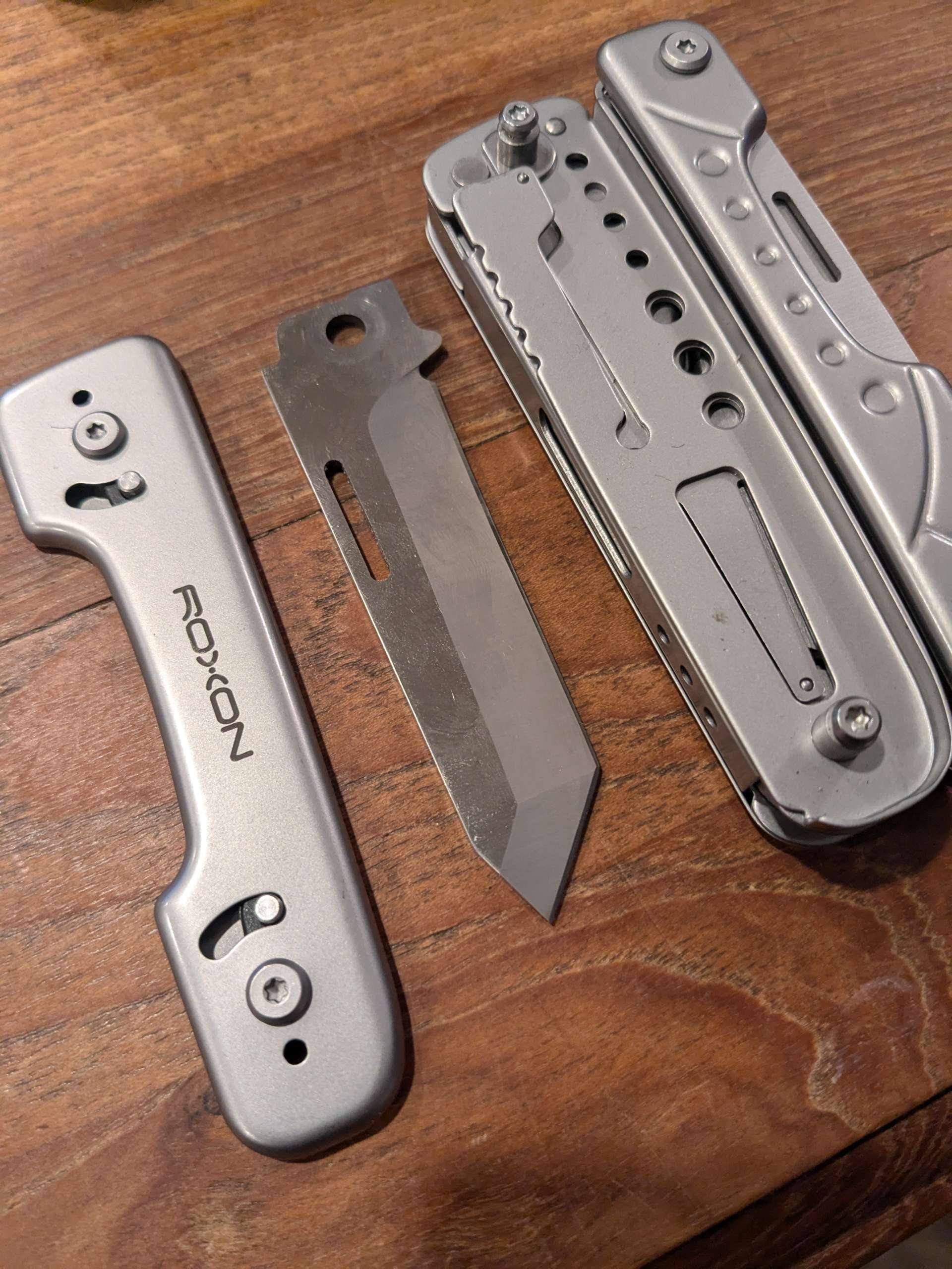 Roxon Phantom multi-tool review - A quality EDC multi-tool at a great ...