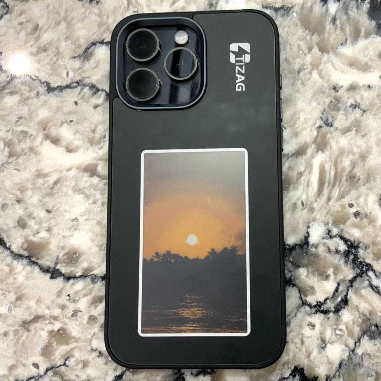 TIZAG Customizable Digital Canvas iPhone Case review - rocks some ...