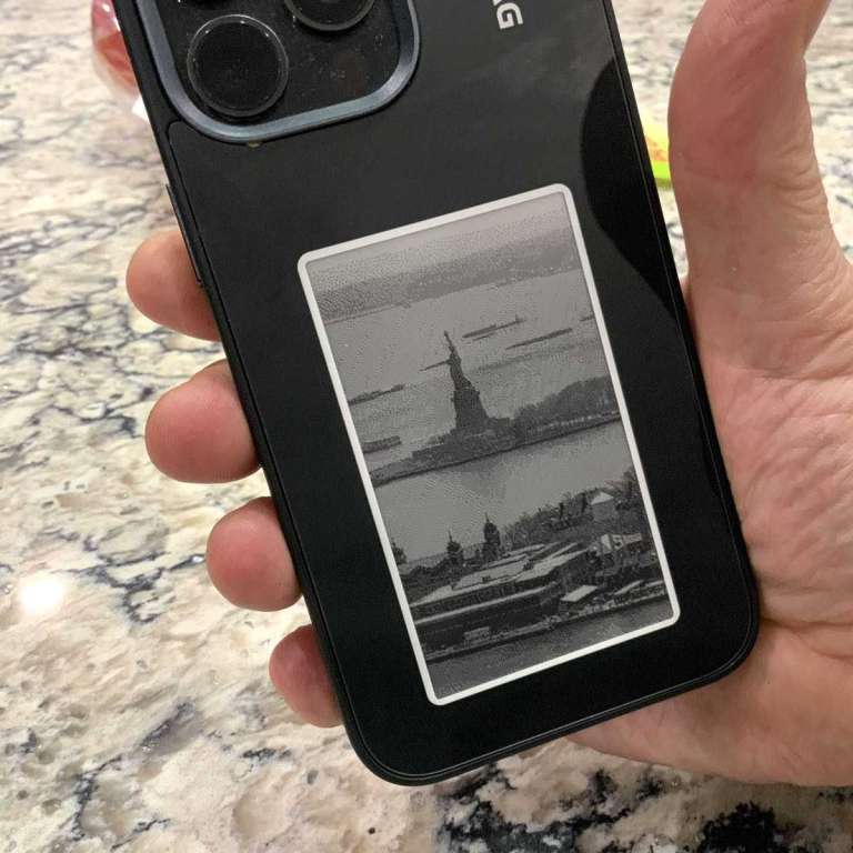 TIZAG Customizable Digital Canvas iPhone Case review - rocks some ...