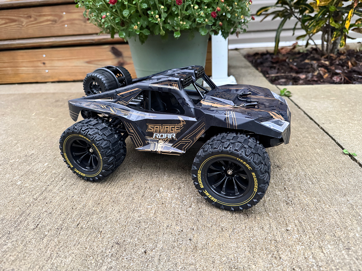 DEERC (9005E) 1:14 All Terrain Fast RC Car review - my need for speed ...