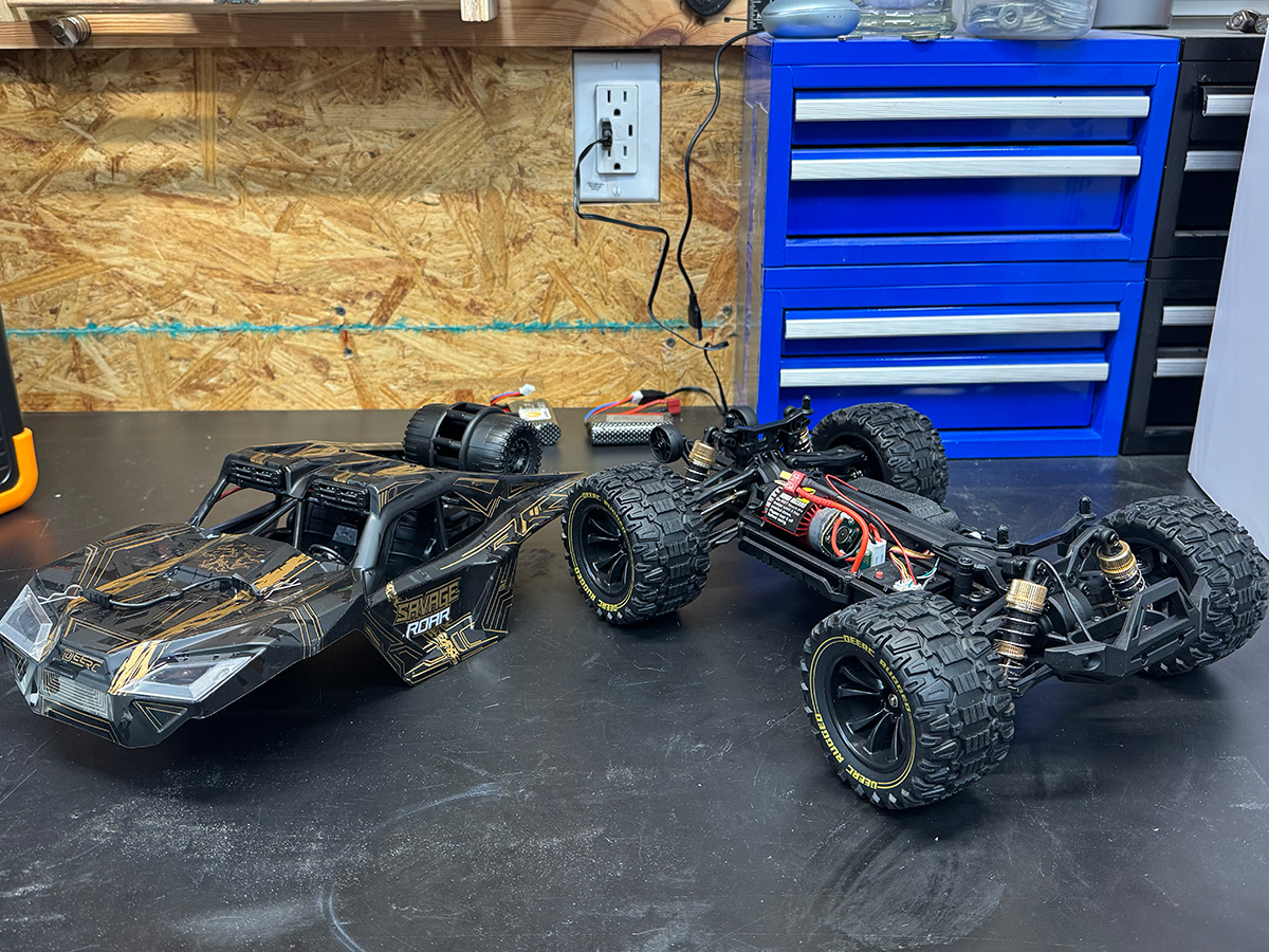 DEERC (9005E) 1:14 All Terrain Fast RC Car review - my need for speed ...