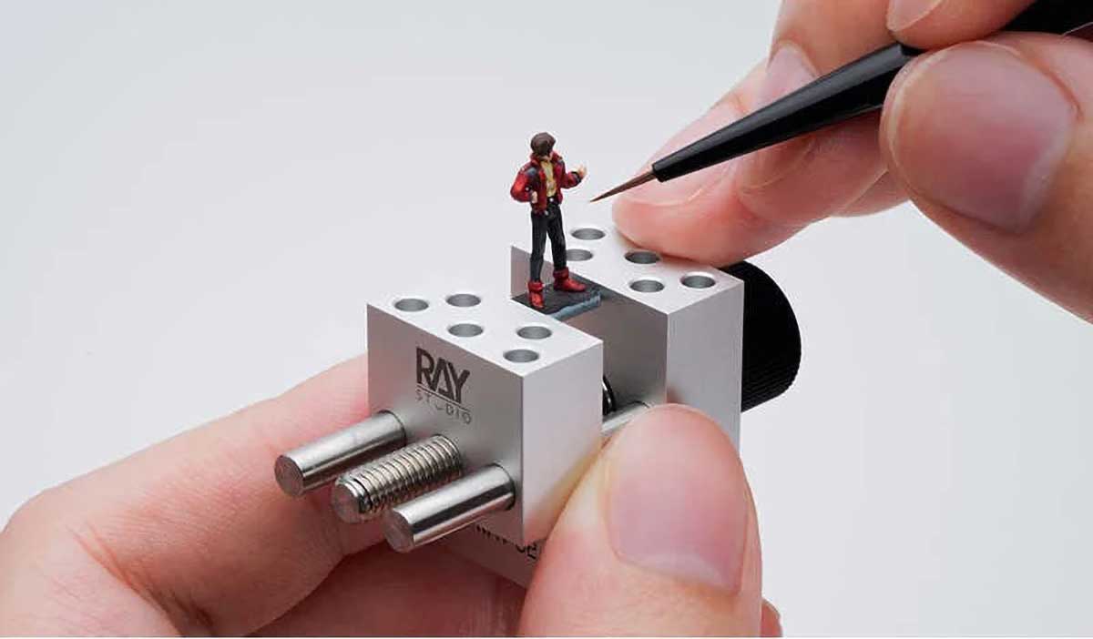 Here's a miniature vise for your hobby tool chest - The Gadgeteer