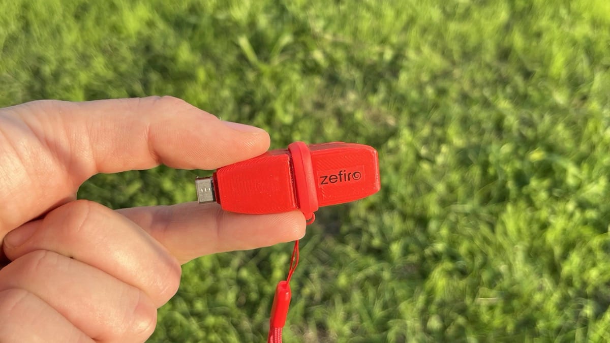 This tiny USB-C gadget will turn your phone into a wind instrument ...