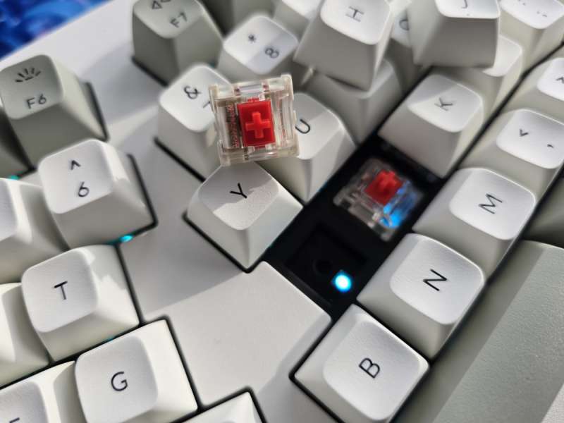 Keychron Q13 Max Alice Layout Keyboard review - an ergo-mech wonderland ...