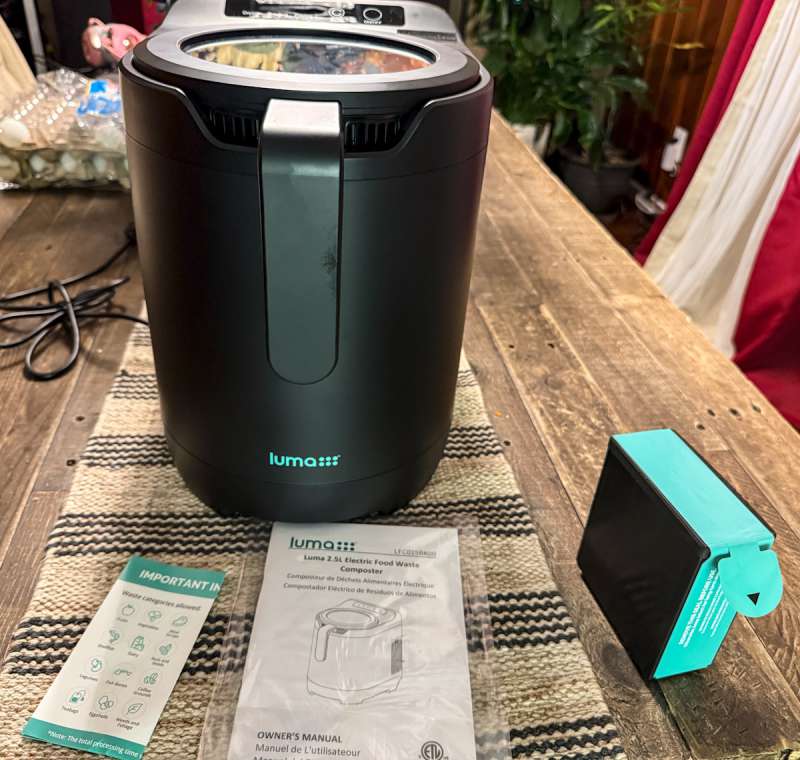 Luma 2.5 Liter Electric Kitchen Composter review - turn your scraps ...
