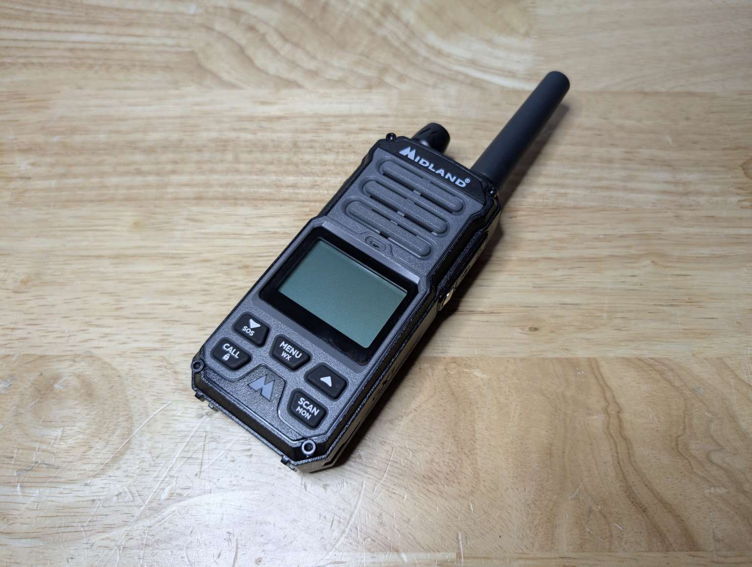 Midland GXT67 Pro GMRS 5-Watt Two-Way Radio review - Stay connected on ...