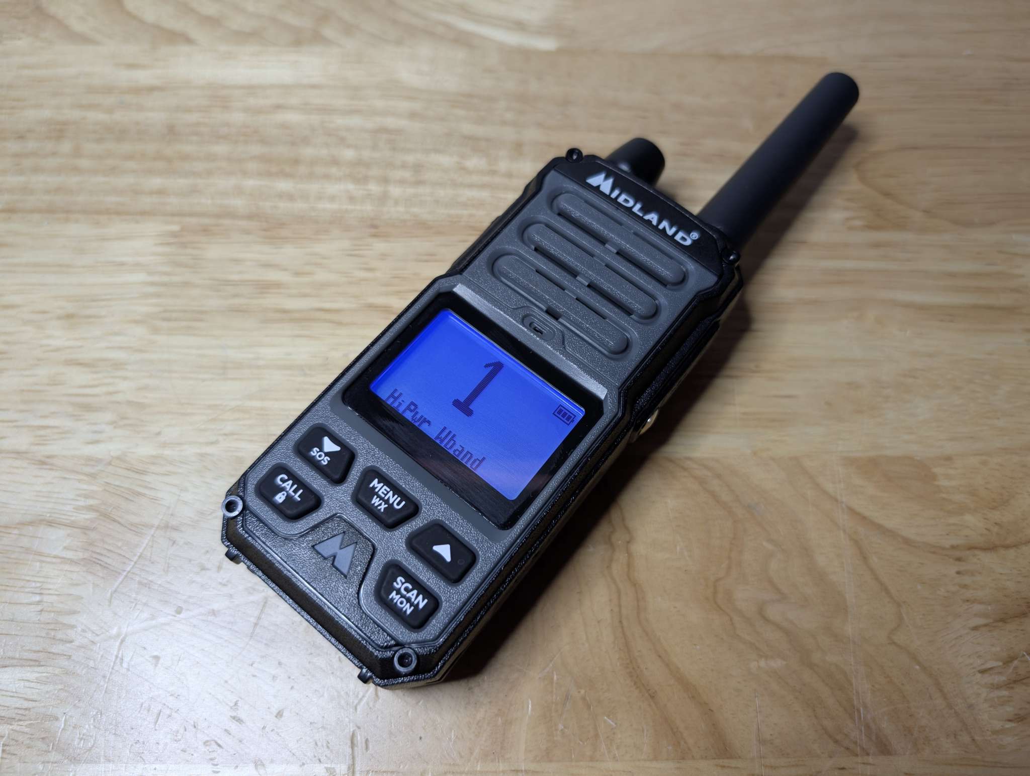 Midland GXT67 Pro GMRS 5-Watt Two-Way Radio review - Stay connected on ...