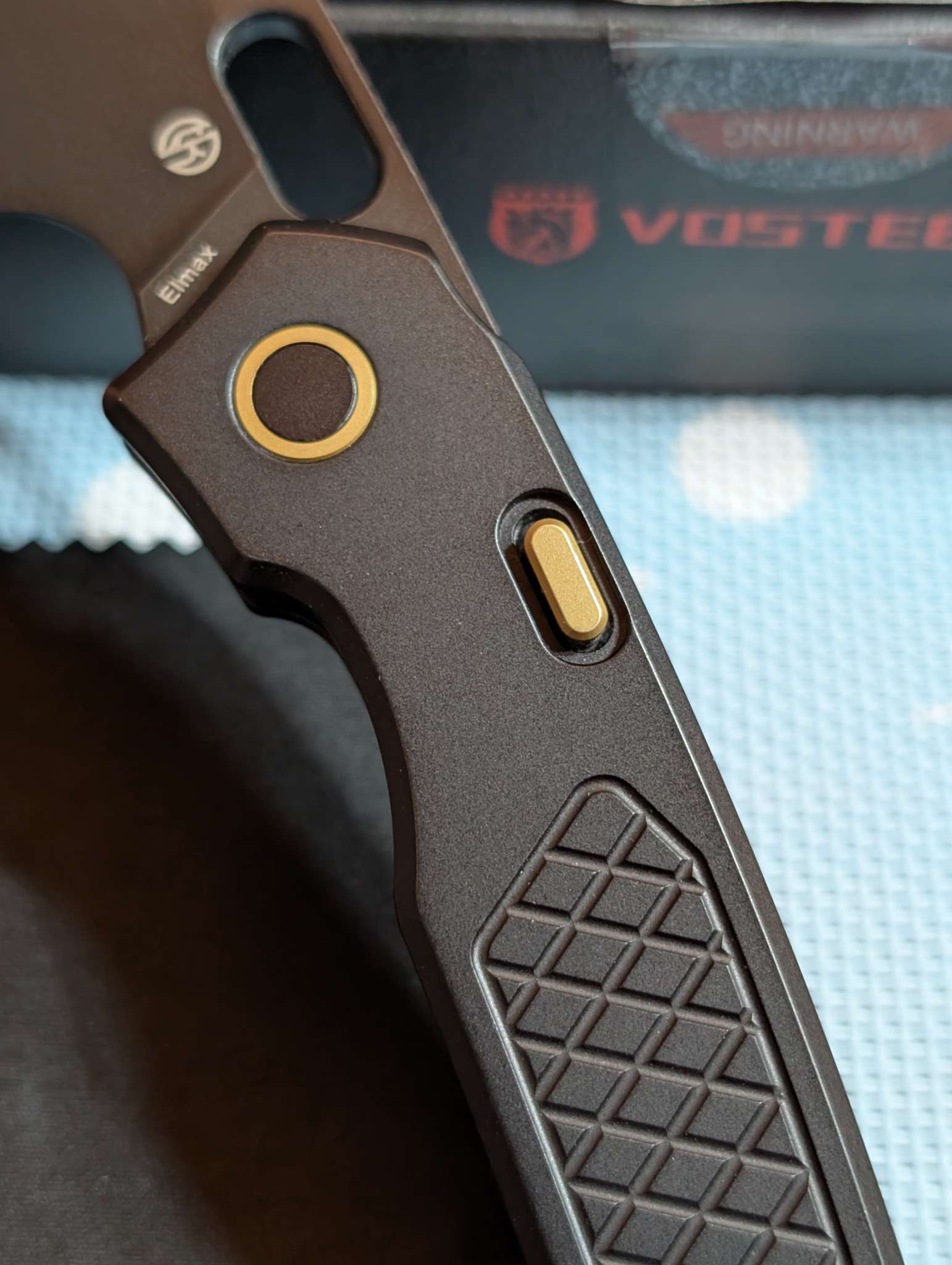 Vosteed Psyop 3.32” Elmax Blade & Titanium Handle pocket knife review - The Gadgeteer