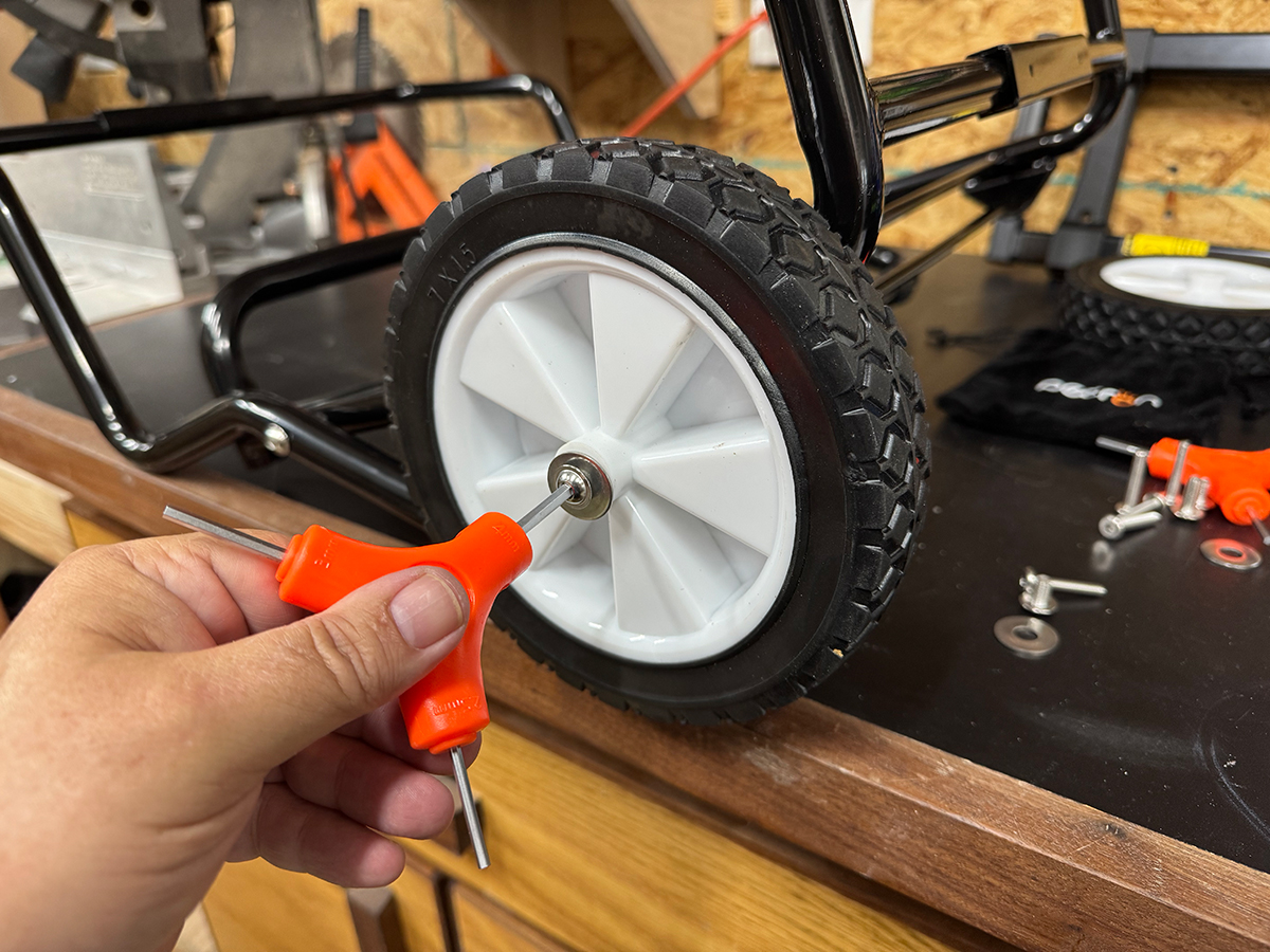 PECRON E3600LFP Portable Power Station review - kick power outages in the butt - The Gadgeteer