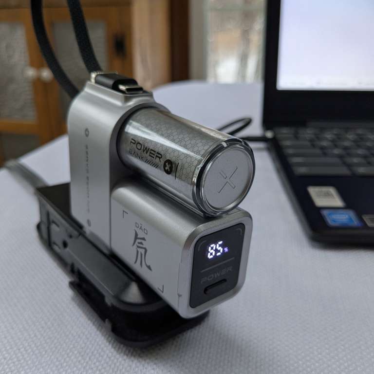 REDMAGIC Go Power Bank review - A pint sized power pack with extra ...