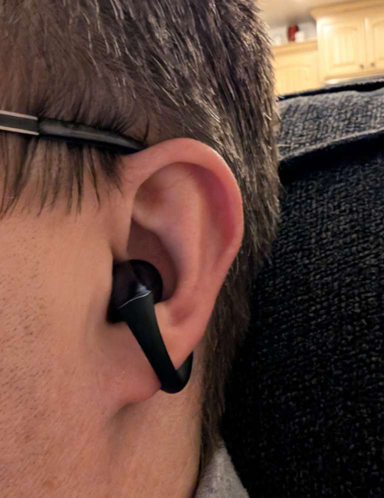 SoundPeats PearlClip Pro earbuds review - Unique fit and style - The ...