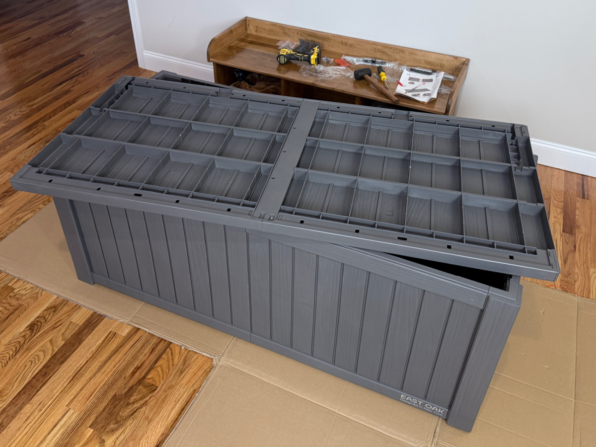 East Oak Deck Box review - The Gadgeteer