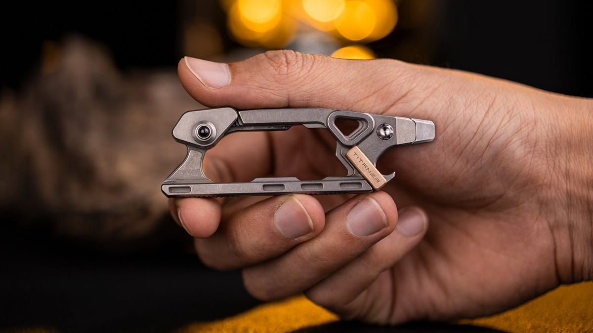 This small utility knife has a couple multi-tool super powers - The ...