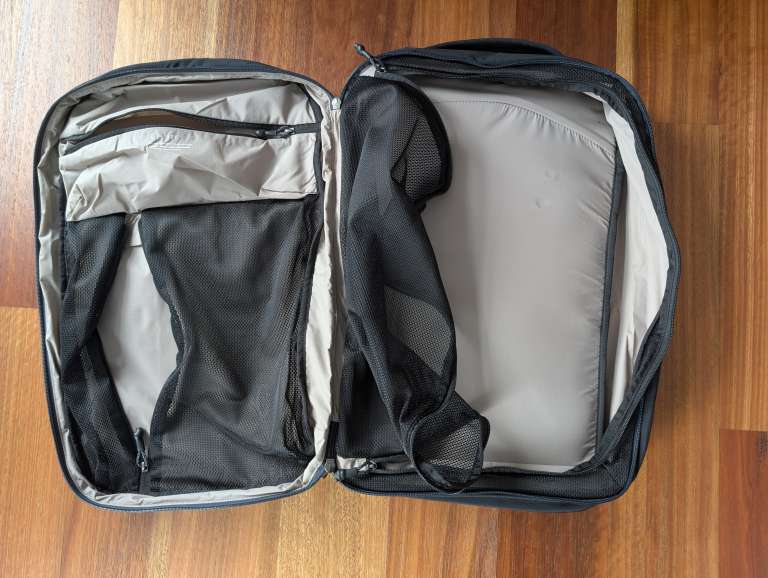 Bellroy Lite 38L Travel Pack review - Light/Lite is right? - The Gadgeteer