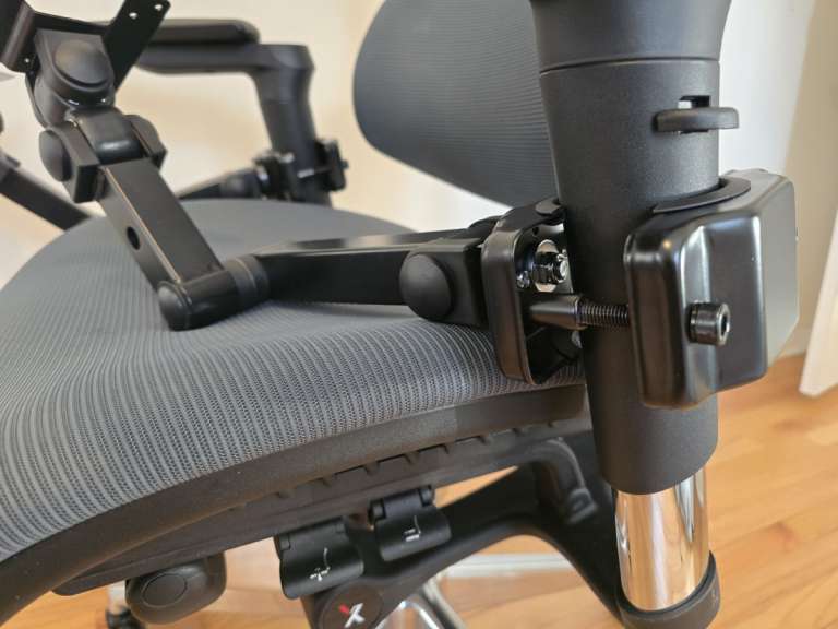 MoErgo Glove80 - new switches, and a build guide for your very own ...