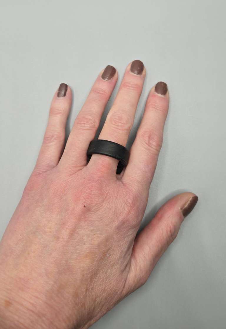 QALO QRNT smart ring review - A health tracking ring without an ...