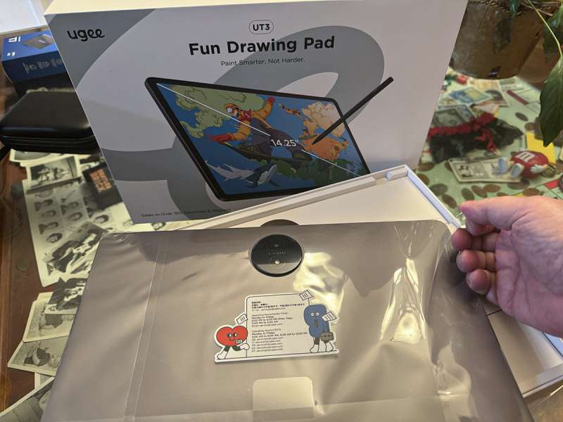 Ugee Fun Drawing Pad UT3 review – An impressive graphics tablet with a ...