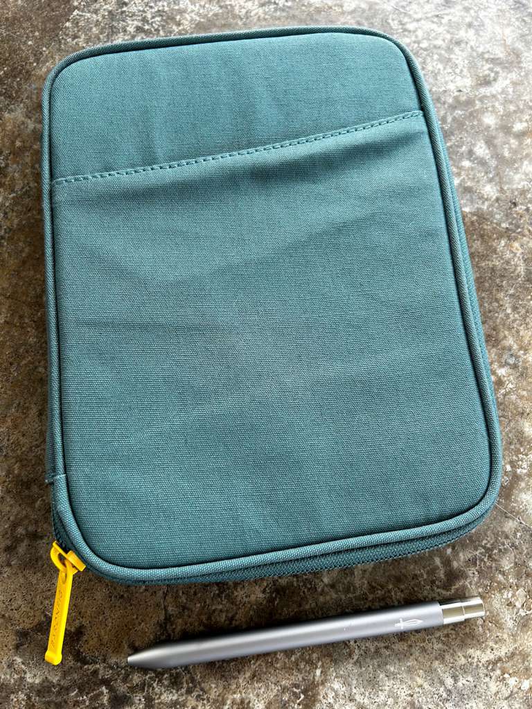 Baronfig Guardian Pro Notebook & Pen Case and Squire Click Ballpoint ...