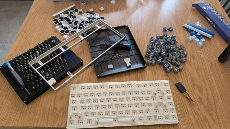 Yunzii AL75 Pro keyboard review - A budget board for a keyboard snob ...