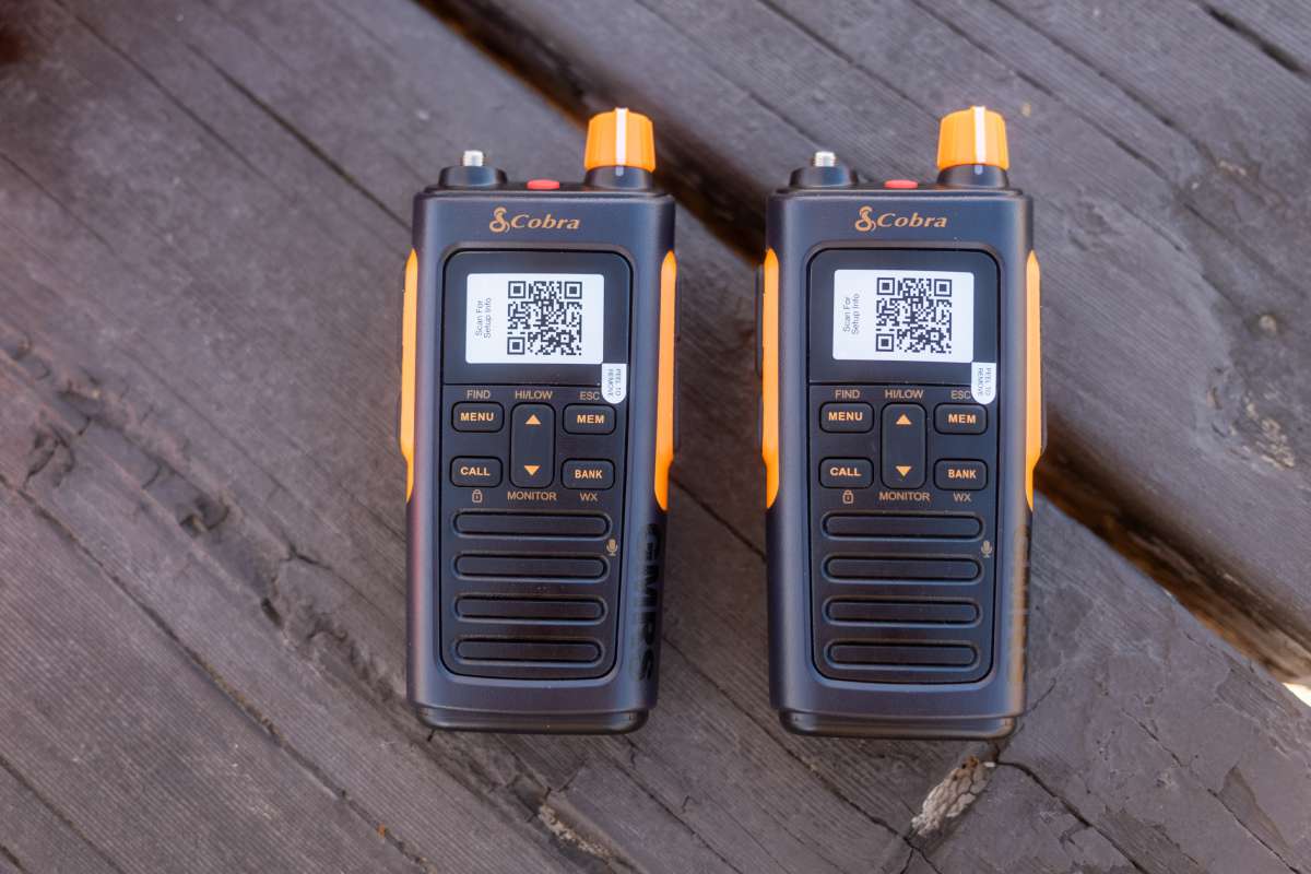 Cobra TrailBlazer 450 GMRS Two-Way Radios review - The Gadgeteer