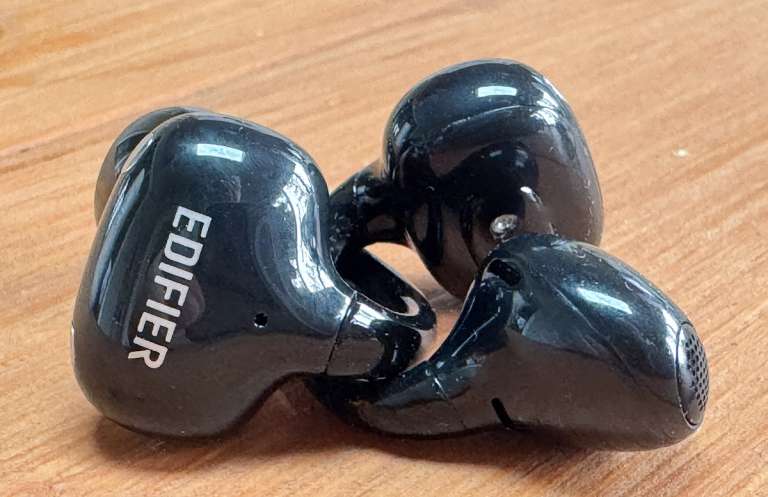 Edifier LolliClip Open-ear True Wireless Earbuds review – Silly name ...