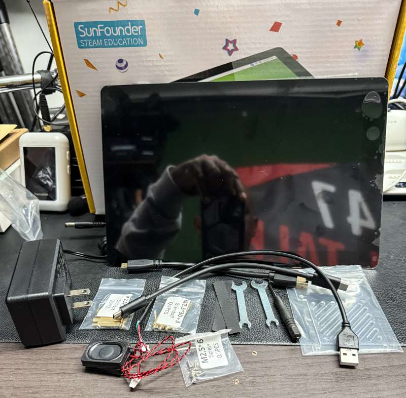 SunFounder Raspberry Pi 10 inch DIY touch screen review - The Gadgeteer