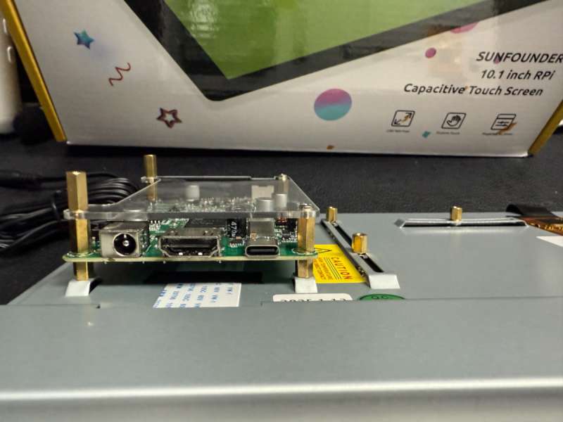 SunFounder Raspberry Pi 10 inch DIY touch screen review - The Gadgeteer