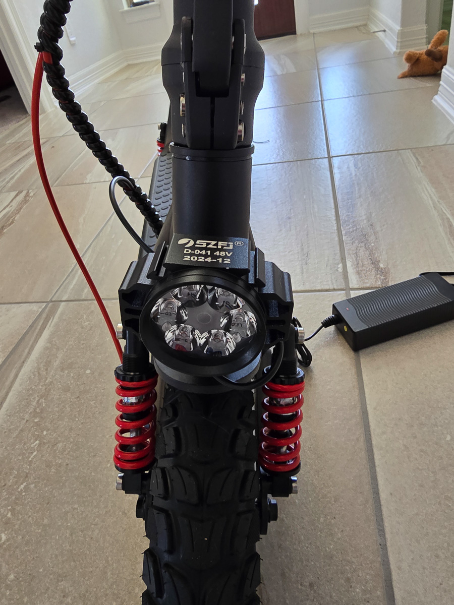 TurboAnt R9 foldable scooter review - Lots of power with some harsh ...