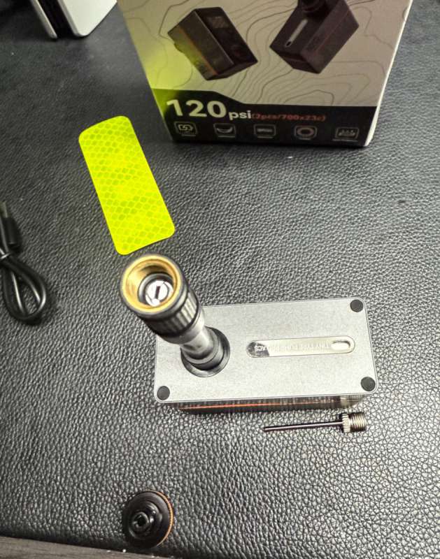 FLEXTAIL Tiny Tyre Pump Pro ACS review - The perfect pump for your bike ...