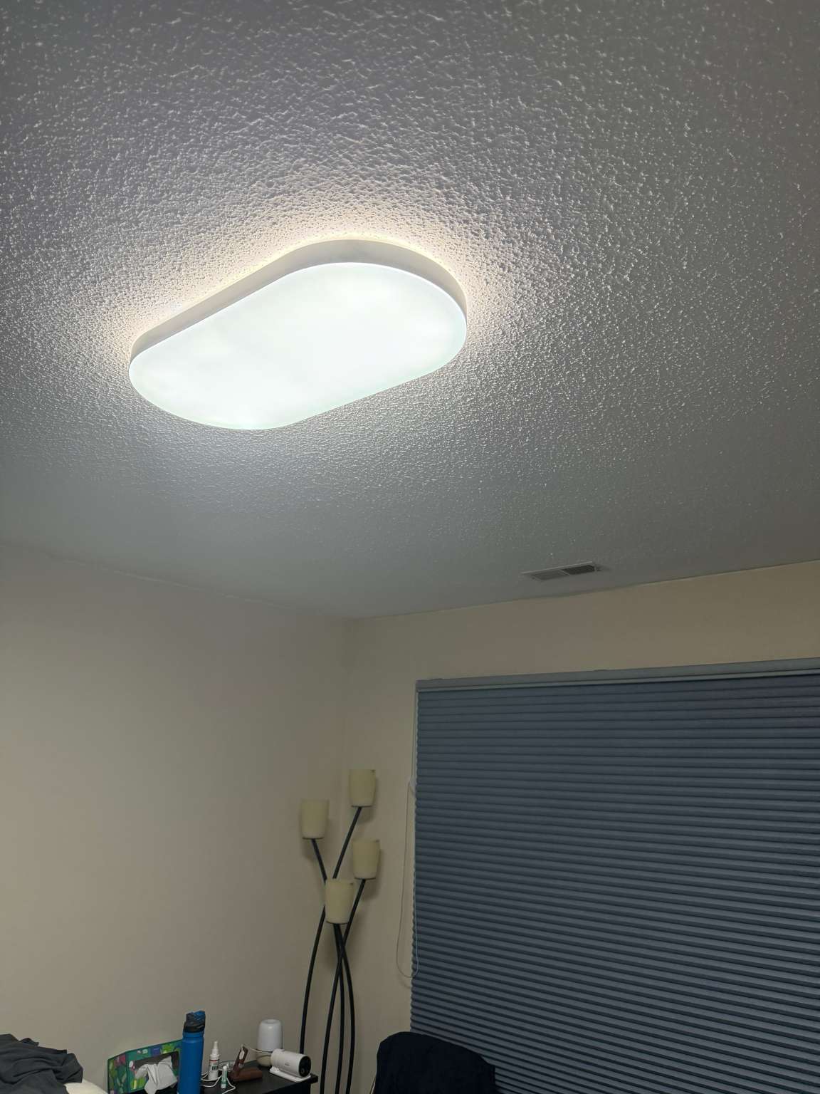 LIFX Oval Capsule LED ceiling light review - Add some sunlight to your ...
