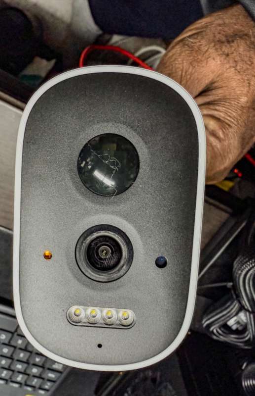 VINGUYS Smart Bird Feeder V-Feeder Bamboo review - The Gadgeteer