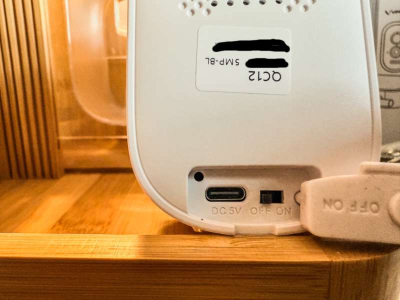 VINGUYS Smart Bird Feeder V-Feeder Bamboo review - The Gadgeteer
