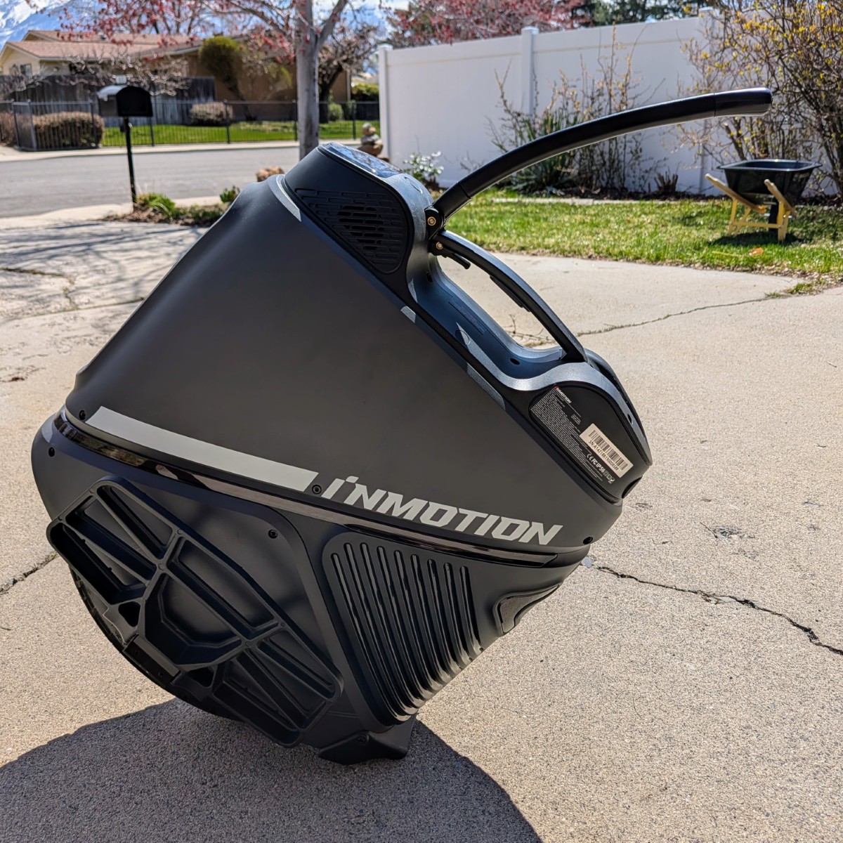 Inmotion V9 Electric Unicycle review - a great commuter EUC option for ...