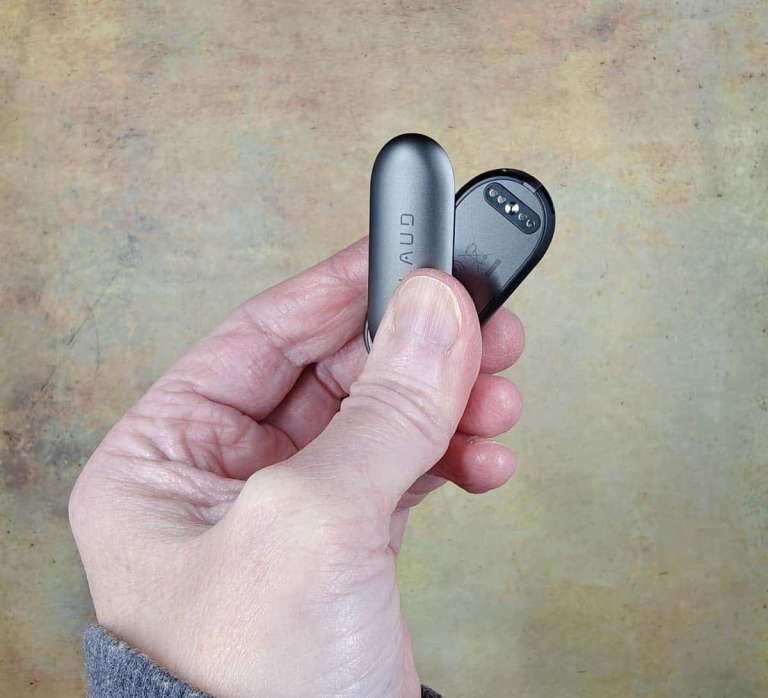 PLAUD NotePin review - AI wearable note taker - The Gadgeteer