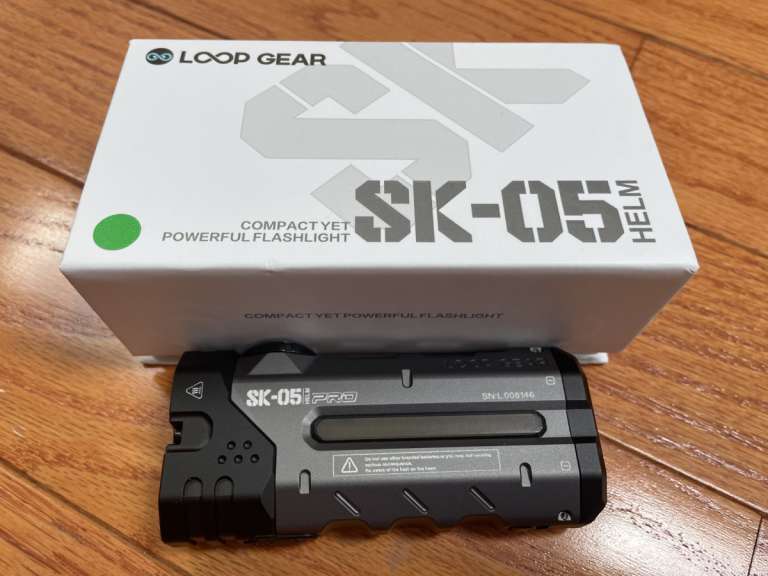 Loop Gear SK-05 Helm Pro dual-lens flashlight review - A fist full of ...
