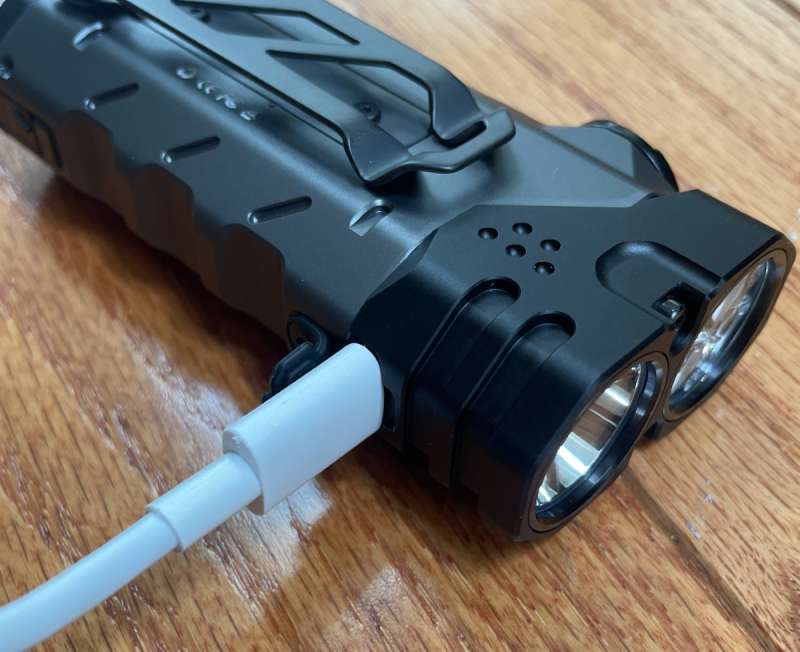 Loop Gear SK-05 Helm Pro dual-lens flashlight review - A fist full of flashlight fury with some ...