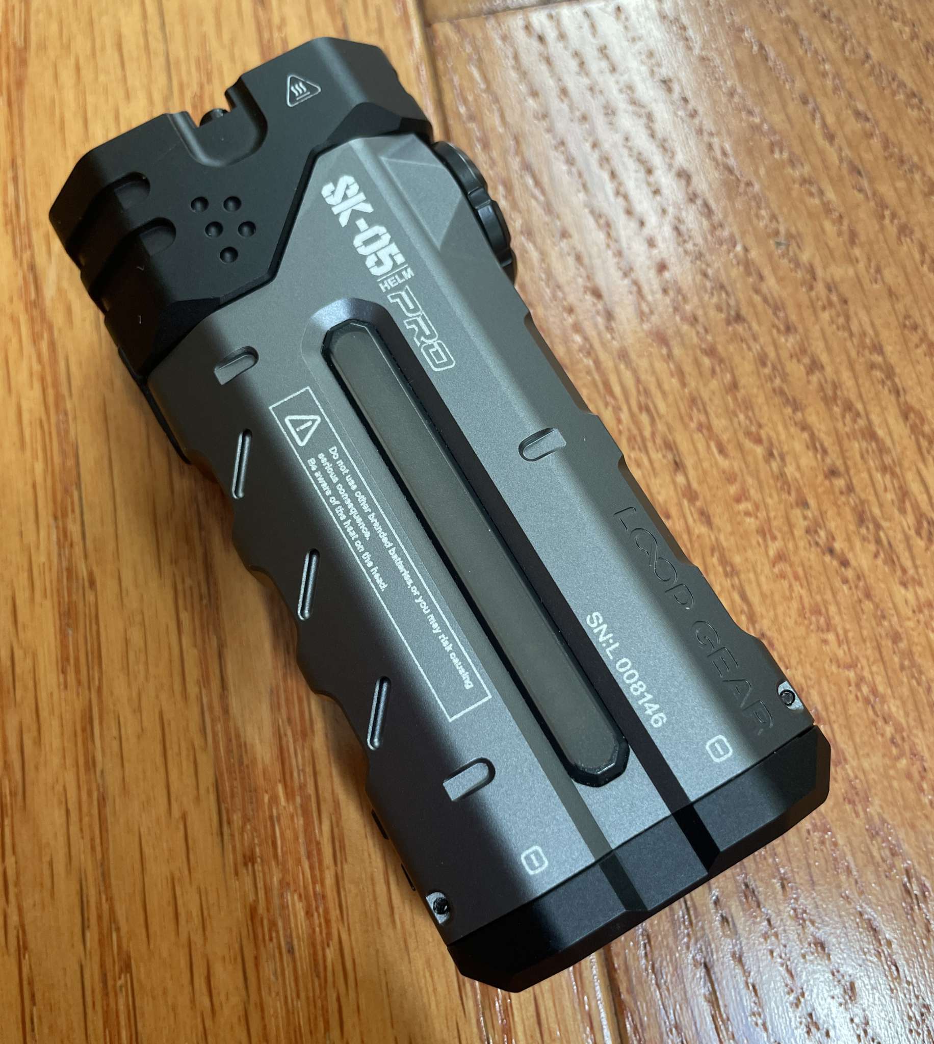 Loop Gear SK-05 Helm Pro dual-lens flashlight review - A fist full of ...