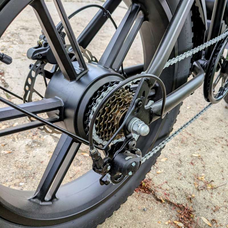 TST R002-2025 eBike review - a fun little moped for adults and teens ...