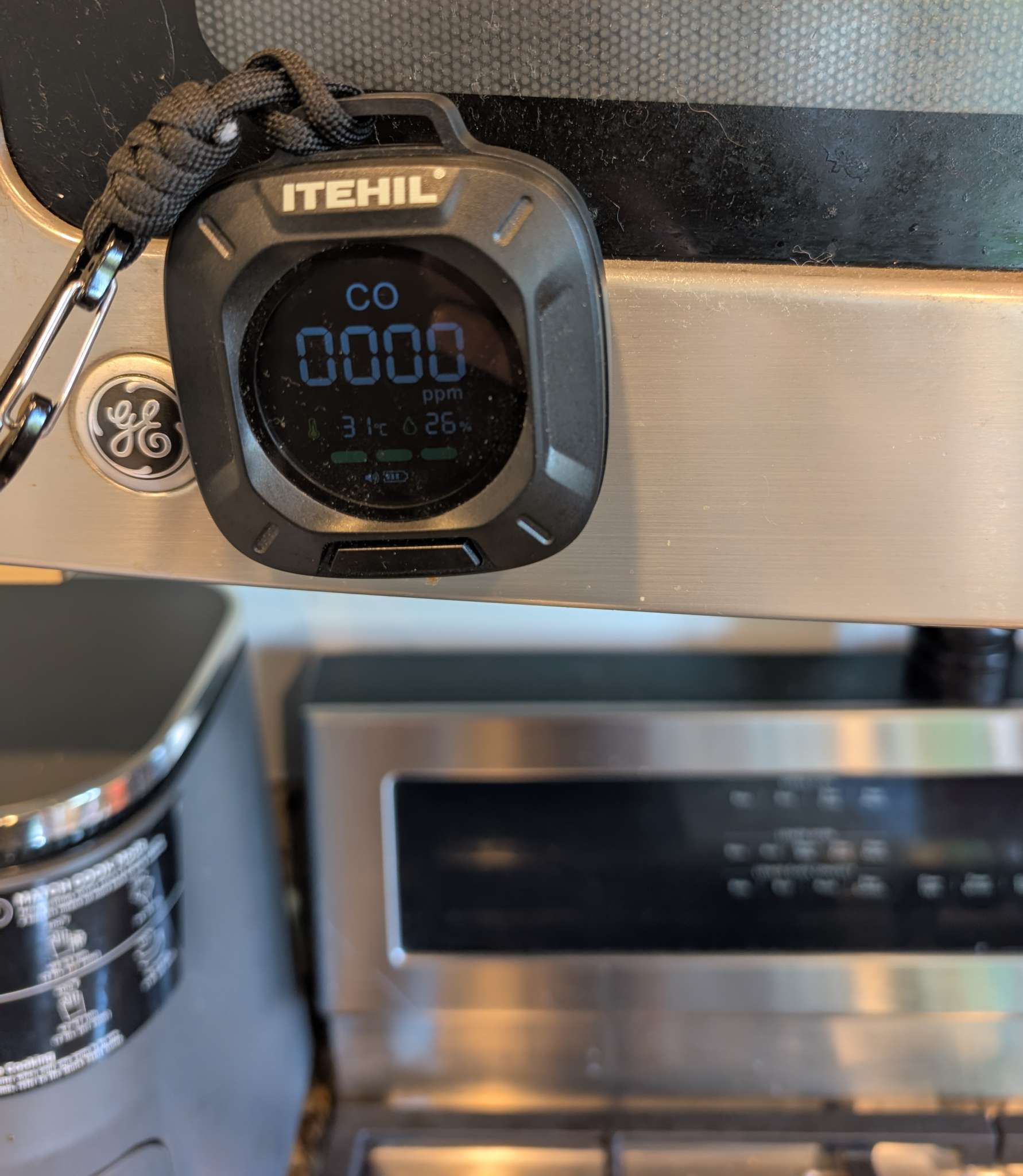 ITEHIL portable carbon monoxide monitor review - Safety gadgets rule ...