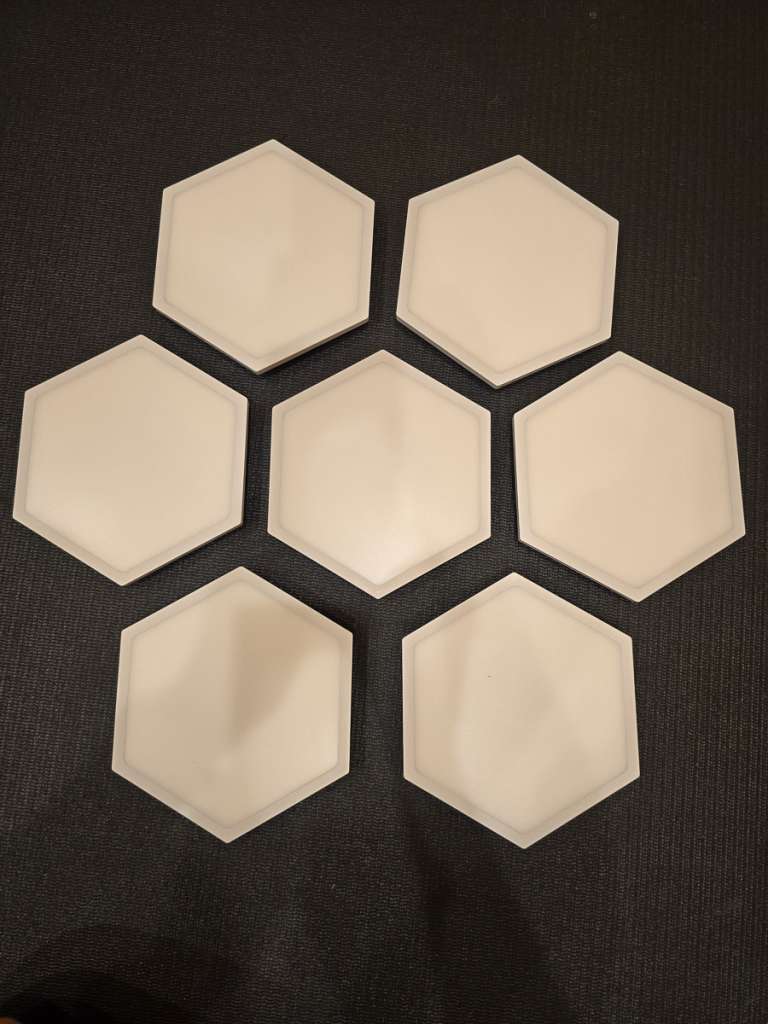 linkind Smart Hexagon Panels review - Cool light art for your wall ...