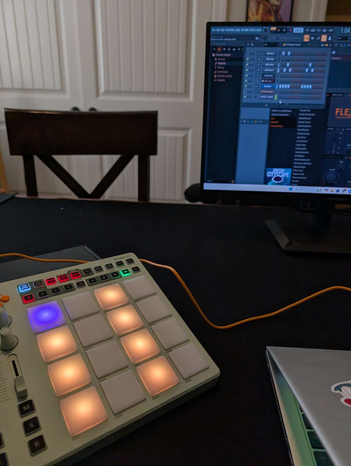 Synido TempoPAD C16 USB-C MIDI pad controller review - The Gadgeteer