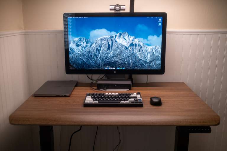 Vari Electric ComfortEdge standing desk review - The Gadgeteer