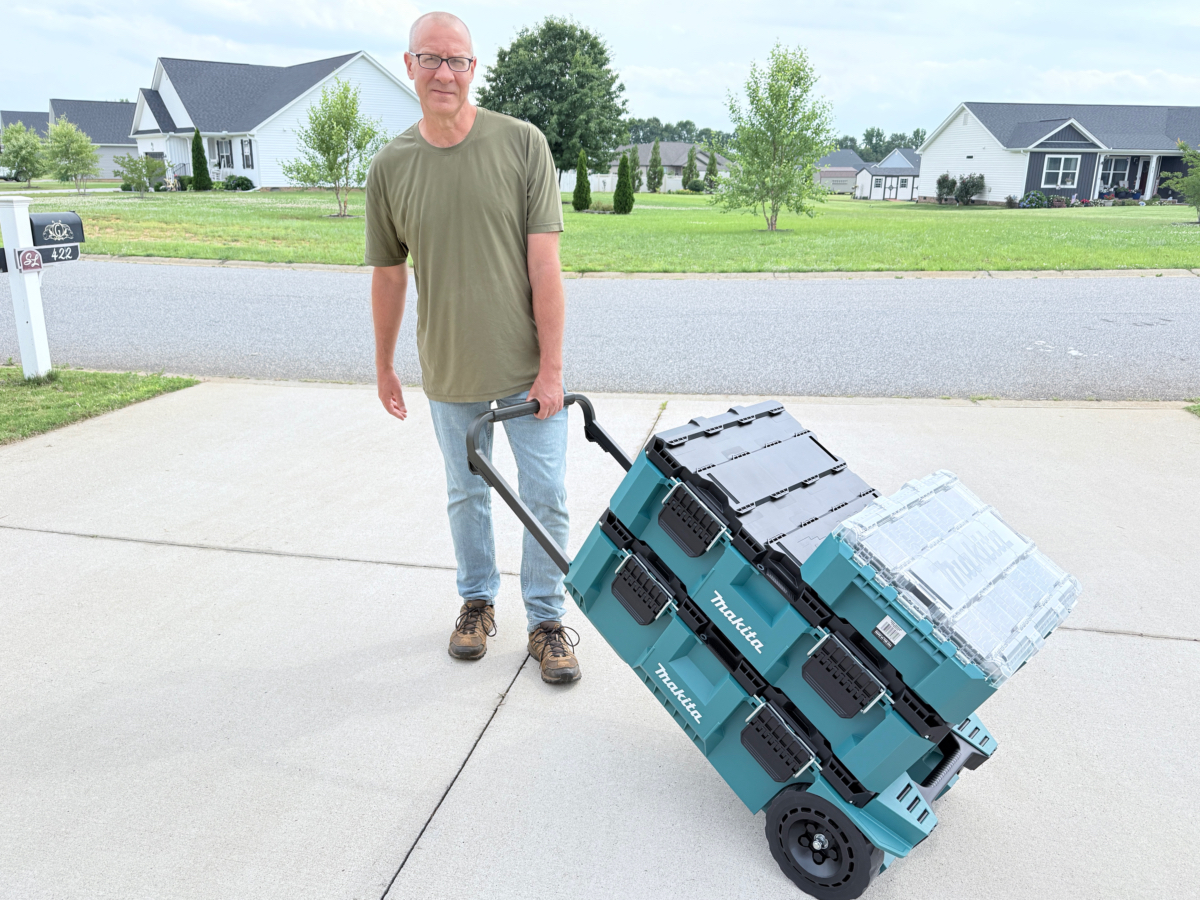 Makita Maktrak Rolling Tool Chest review - take your tools with you ...