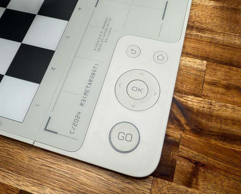 SenseRobot Chess review - This robot actually plays chess with you ...