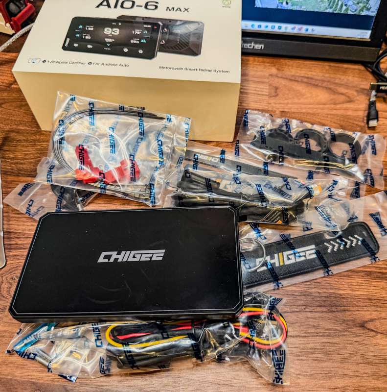 Chigee AIO-6 Max Smart Riding Display review - A graphical dashboard ...