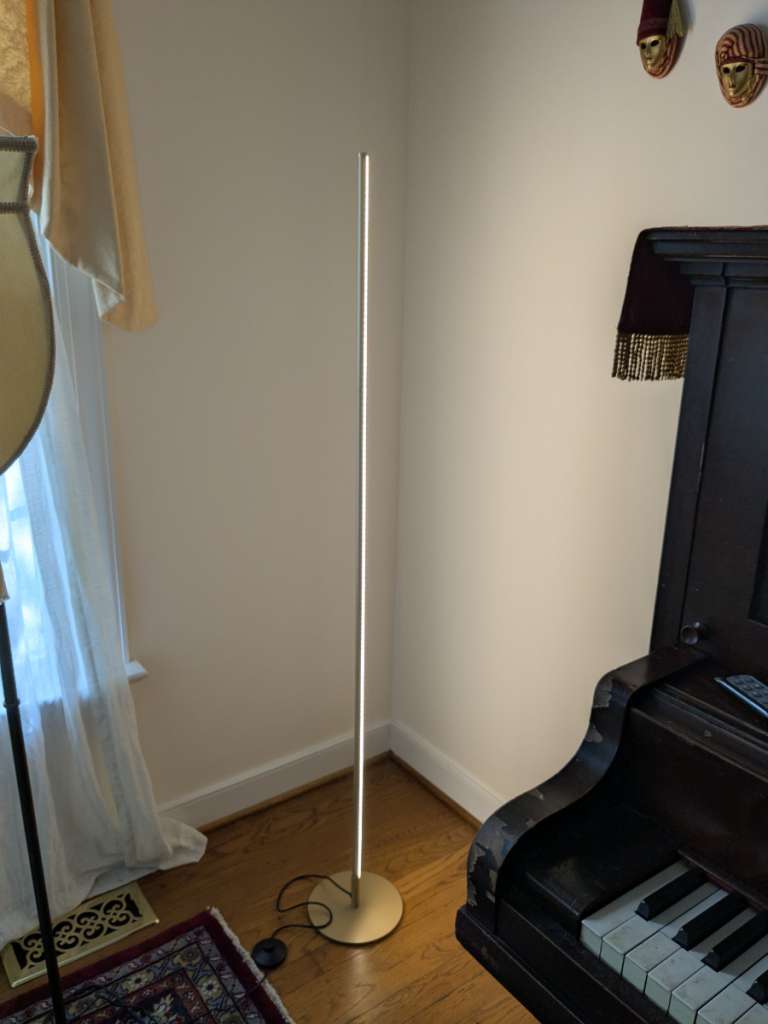 EDISHINE Dimmable Corner Floor Lamp review - A bright light stick on a ...
