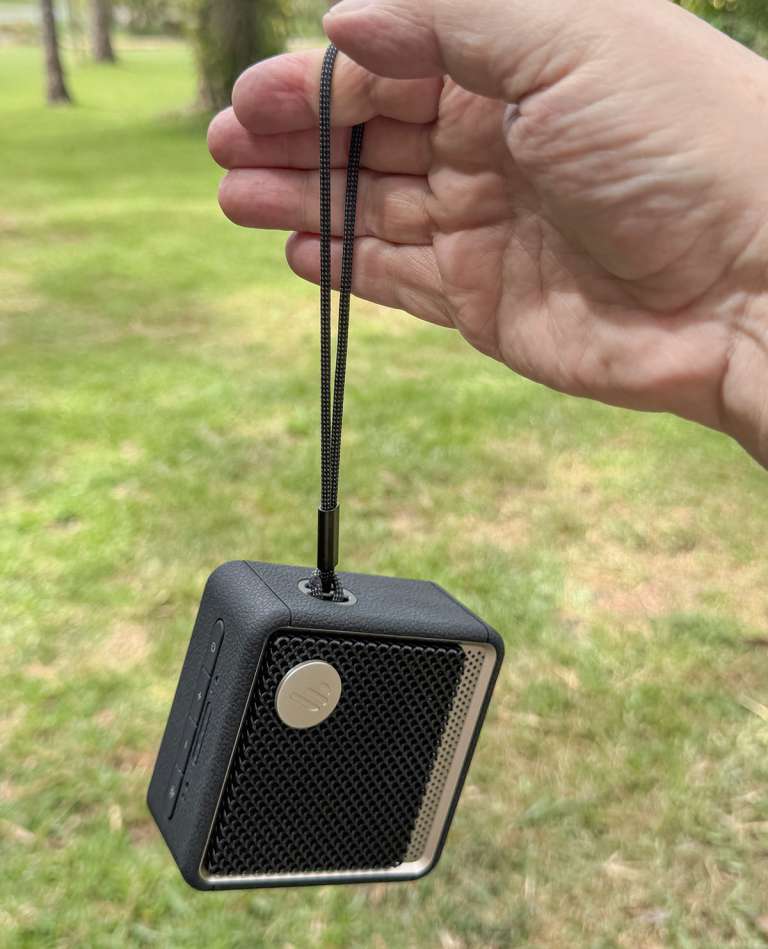 Edifier ES20 Portable Bluetooth Speaker review – Keep 'em coming ...