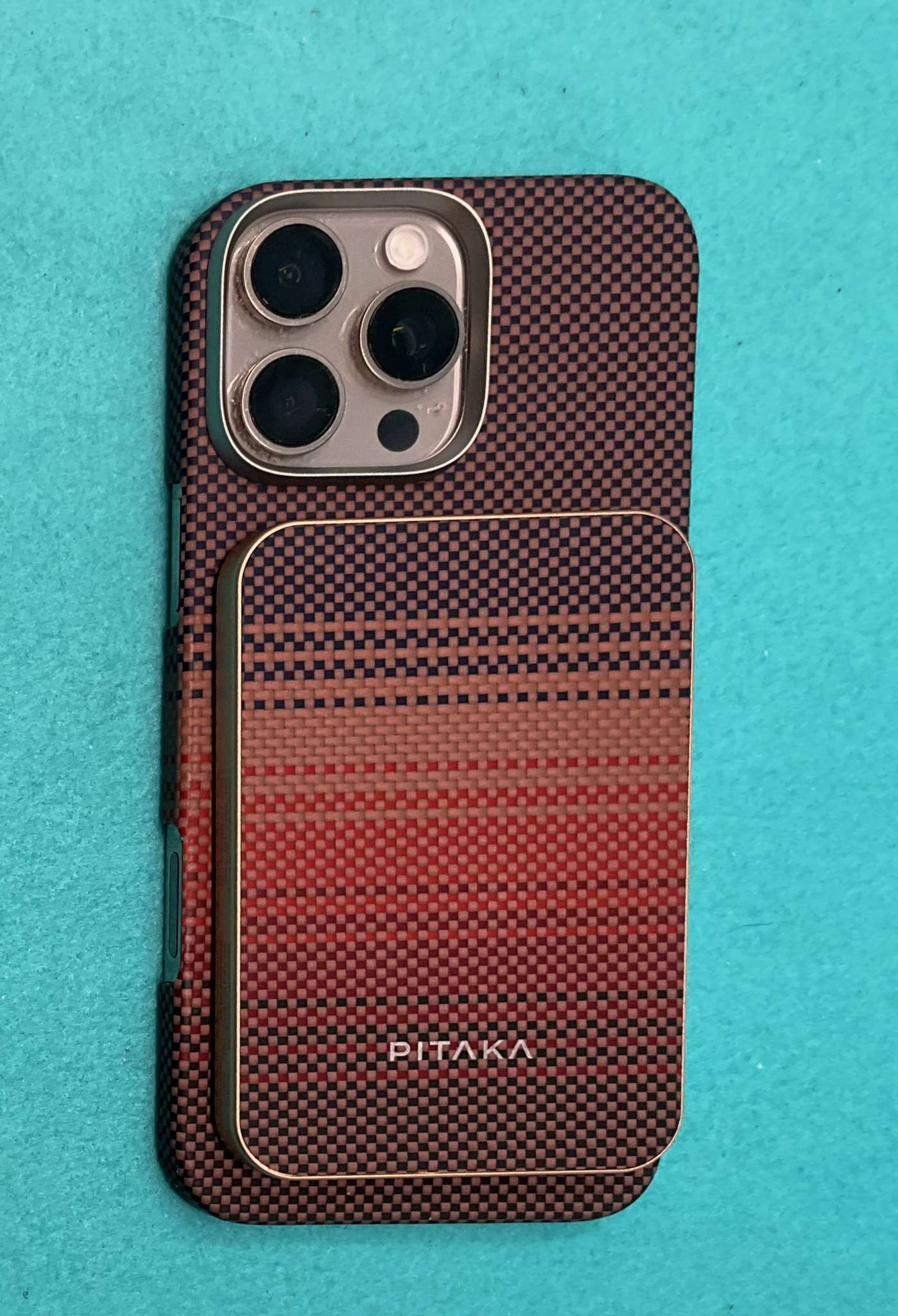 Pitaka Tactile Woven iPhone case review - The Gadgeteer