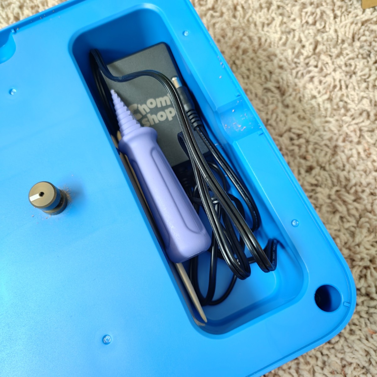 ChompSaw kid-safe cardboard cutter review - unleash your kiddo's cardboard creativity! - The ...