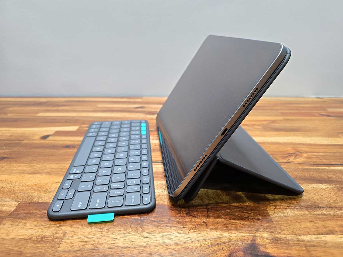 Logitech Flip Folio review - A clever iPad keyboard and cover combo ...
